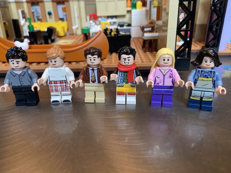 “The One With All The Bricks” – Lego Friends Apartments Review ...